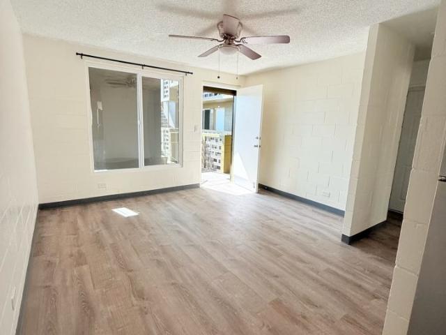 2 BR, 1 BA Apartment 94 111 Pupunohe Street Unit 204, Waipahu, HI 96797