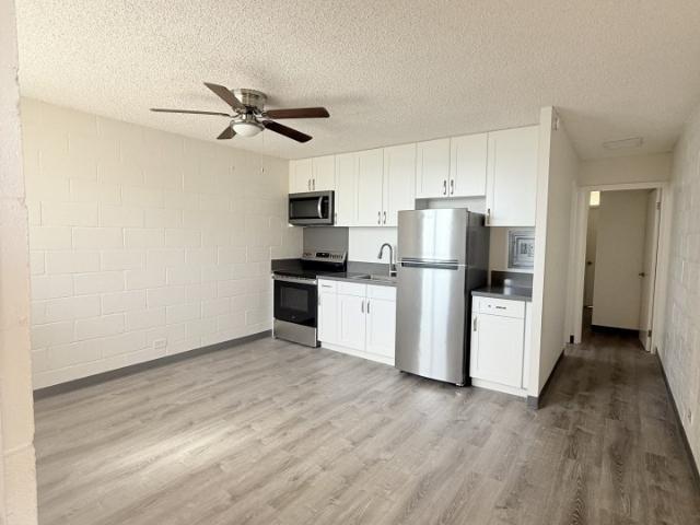 2 BR, 1 BA Apartment 94 123 Pupunohe Street Unit B302, Waipahu, HI 96797