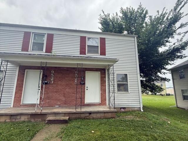 2 BR, 1 BA Apartment 9525 Charlotte St, Kansas City, MO 64131