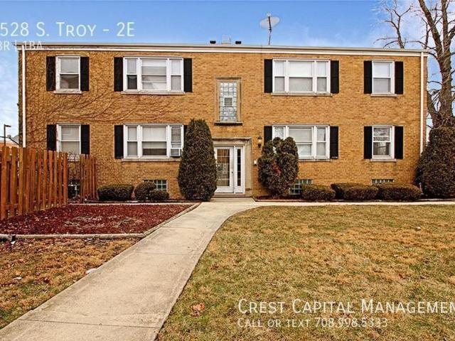2 BR, 1 BA Apartment 9528 S Troy Ave, Evergreen Park, IL 60805