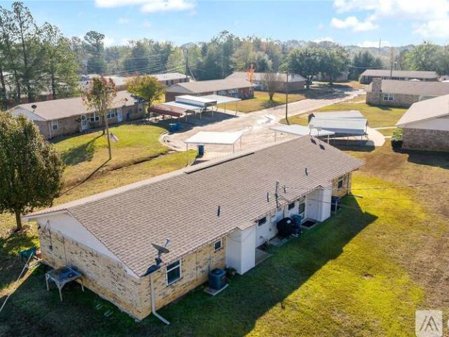 2 BR, 1 BA Apartment 952 Taylor Drive, Winnsboro, TX 75494