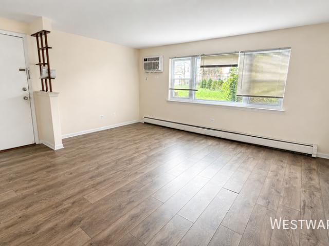 2 BR, 1 BA Apartment 9654 Golf Terrace unit 1W Des Plaines, Chicago, IL 60016
