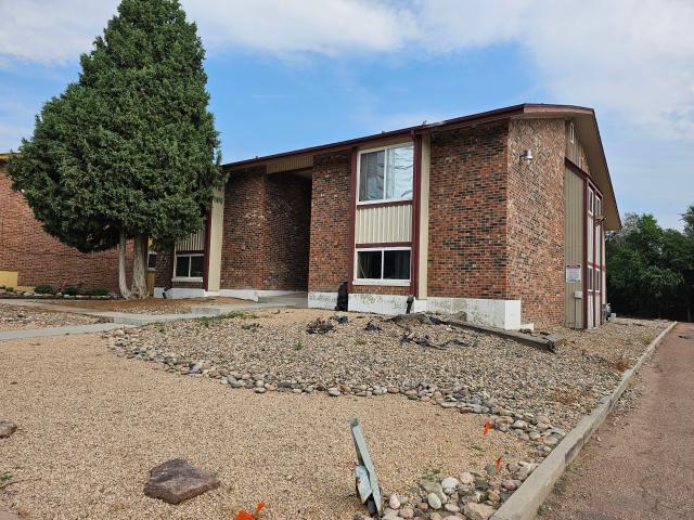 2 BR, 1 BA Apartment 980 Holli Springs Lane, Colorado Springs, CO 80907