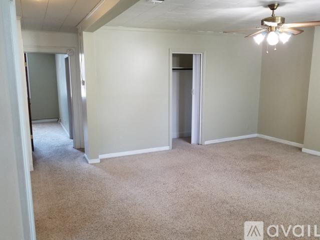 2 BR, 1 BA Apartment 987 National Rd, Unit 3, Wheeling, WV 26003