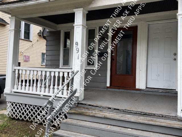 2 BR, 1 BA Apartment 989 991 Avenue D, Rochester, NY 14621