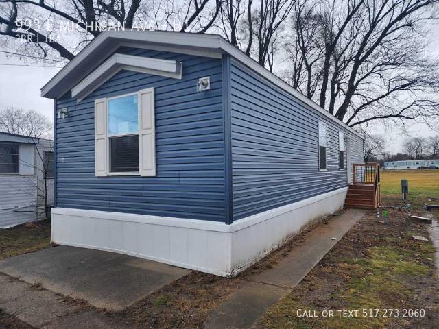 2 BR, 1 BA Apartment 993 E michigan ave, Battle Creek, MI 49014