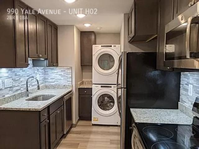 2 BR, 1 BA Apartment 990 Yale Avenue, Wallingford, CT 06492