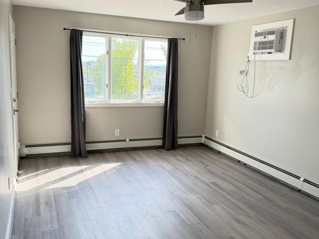 2 BR, 1 BA Apartment 99 West Park Street, Unit 2, Providence, RI 02908