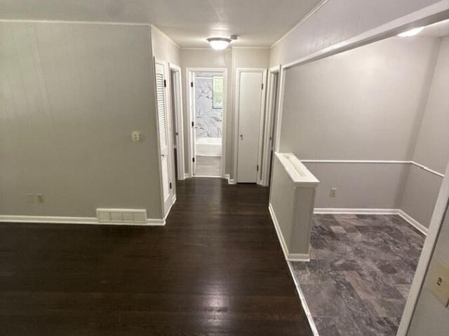 2 BR, 1 BA Apartment 903 E Frederick St, Independence, MO 64050