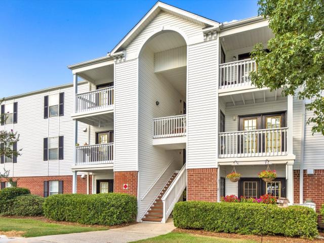 2 BR, 1 BA Apartment 9009 University Parkway Unit 63, Pensacola, FL 32514