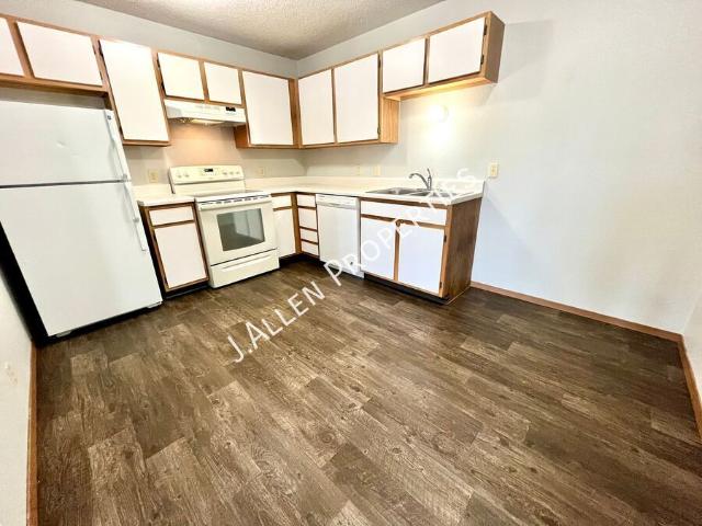 2 BR, 1 BA Apartment 904 Riverfront Rd, Norfolk, NE 68701
