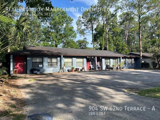 2 BR, 1 BA Apartment 904 SW 62nd Terrace, Gainesville, FL 32607