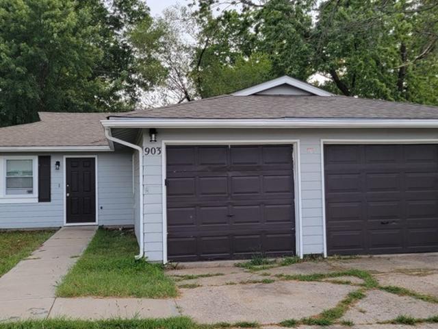 2 BR, 1 BA Apartment 905 W 24th St, Lawrence, KS 66046