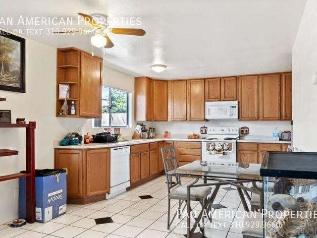 2 BR, 1 BA Apartment 9062 Kenwood Dr, Spring Valley, CA 91977