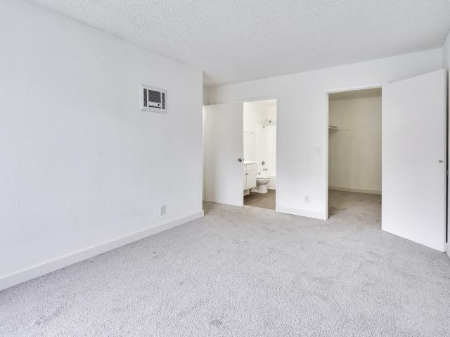 2 BR, 1 BA Apartment 9072 Gramercy Dr Unit 101, San Diego, CA 92123