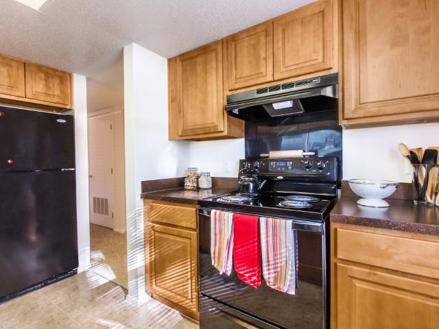 2 BR, 1 BA Apartment 9075 Autumn Woods Drive Unit SR2D, Indianapolis, IN 46250