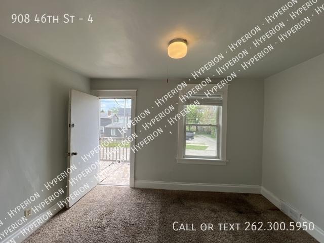2 BR, 1 BA Apartment 908 46th St, Kenosha, WI 53140