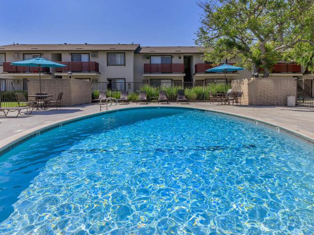 2 BR, 1 BA Apartment 909 S Knott Ave Unit 42, Anaheim, CA 92804