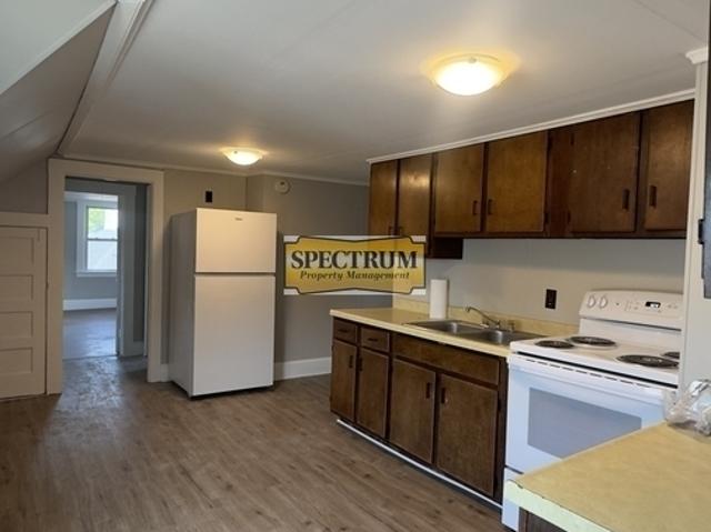 2 BR, 1 BA Apartment 90 Elm St, Waterville, ME 04901