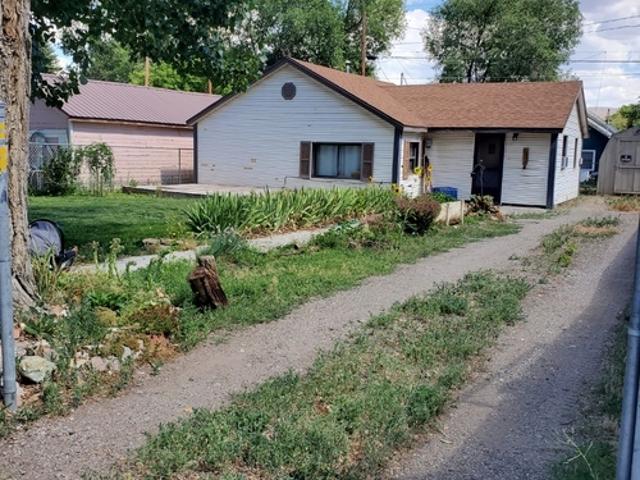 2 BR, 1 BA Apartment 913 Cedar St, Carlin, NV 89822