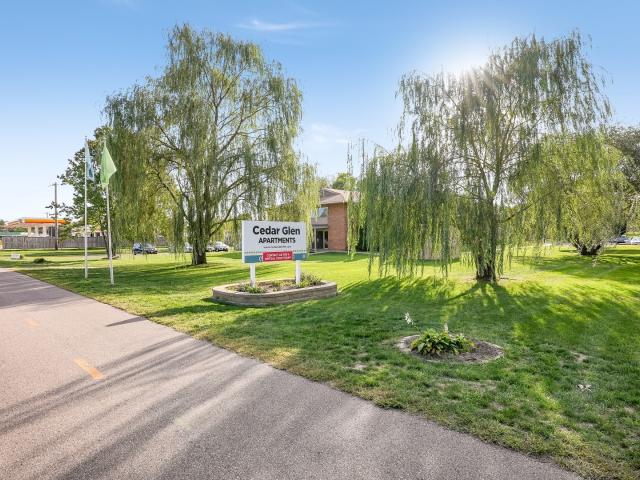 2 BR, 1 BA Apartment 9100 Old Cedar Avenue South Unit 9100 208, Minneapolis, MN 55425