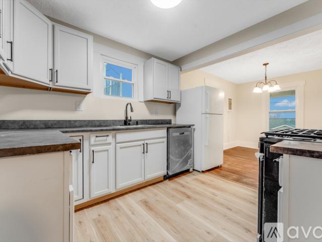 2 BR, 1 BA Apartment 911 Montrose Ave, Morgantown, WV 26505