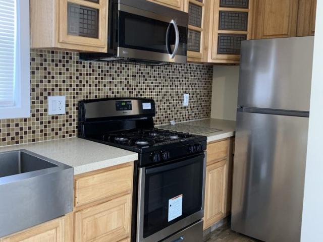 2 BR, 1 BA Apartment 914 916 West 81st Street Unit 918.25, Los Angeles, CA 90044