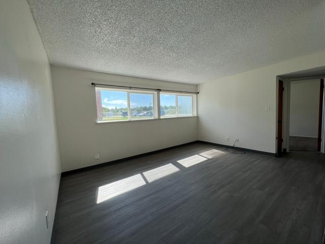 2 BR, 1 BA Apartment 915 Walnut St Building C, Rock Springs, WY 82901
