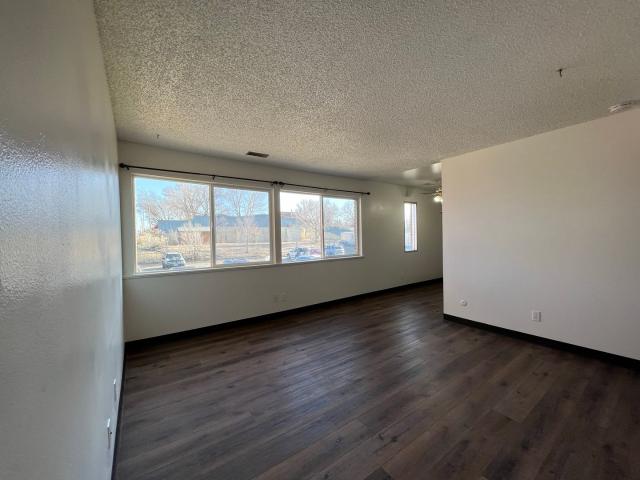 2 BR, 1 BA Apartment 915 Walnut St Building C, Rock Springs, WY 82901