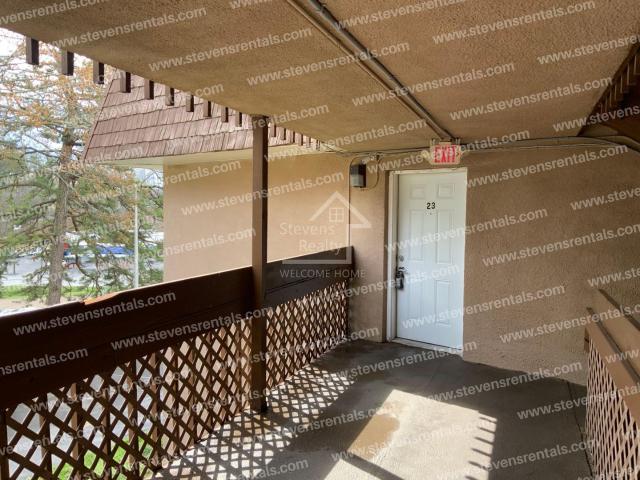 2 BR, 1 BA Apartment 915 S Seminole Dr, Chattanooga, TN 37412