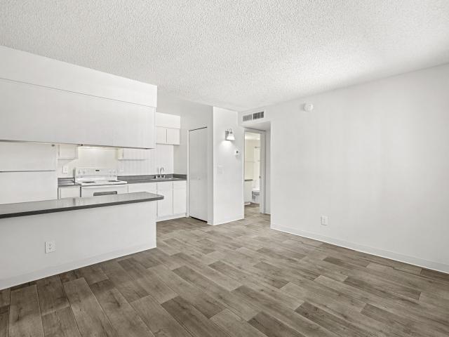 2 BR, 1 BA Apartment 9170 E Golf Links Rd Unit 1104, Tucson, AZ 85730