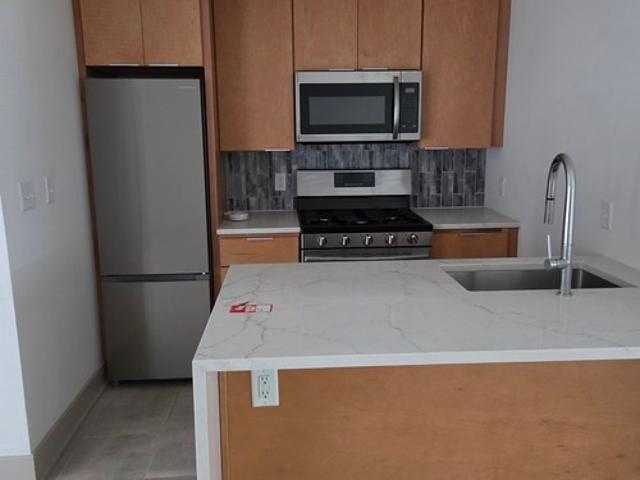 2 BR, 1 BA Apartment 918 10th Ave, Unit 1, Huntington, WV 25701
