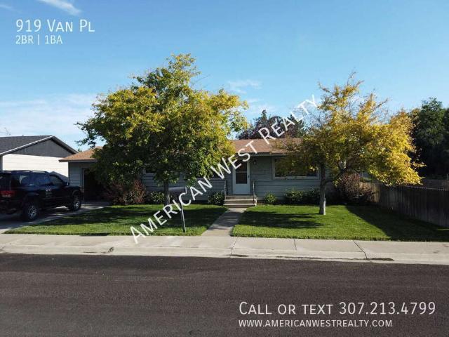 2 BR, 1 BA Apartment 919 Van Pl, Powell, WY 82435