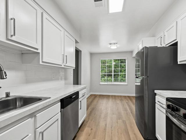 2 BR, 1 BA Apartment 9206 Oswald Way Unit P19 1A, Rosedale, MD 21237