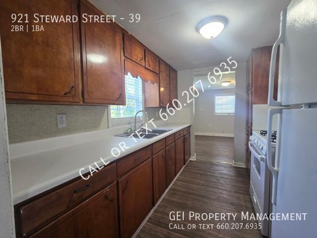 2 BR, 1 BA Apartment 921 Steward Street, Weaver, AL 36277