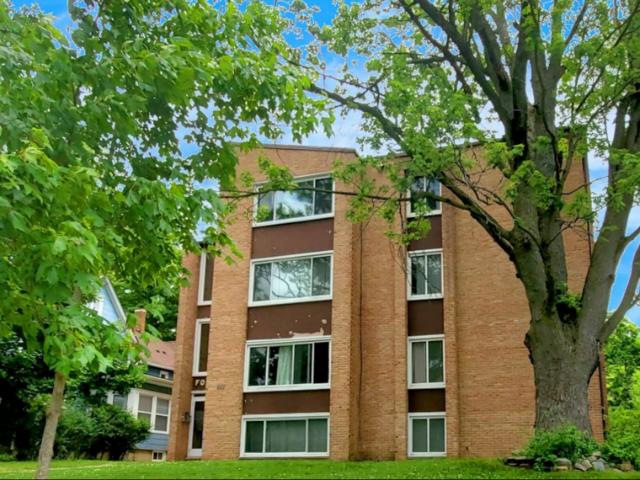 2 BR, 1 BA Apartment 927 S Forest, Ann Arbor, MI 48104