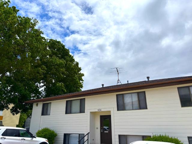 2 BR, 1 BA Apartment 924 Boston Way, Coralville, IA 52241
