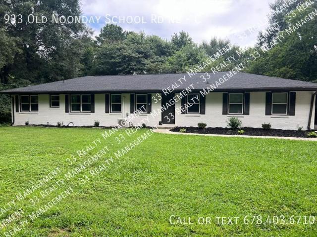 3 BR, 2 BA Apartment 933 Old Noonday School Rd NE, Marietta, GA 30066