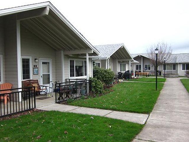 2 BR, 1 BA Apartment 930 Sieverkropp Dr Hood River, OR 97031
