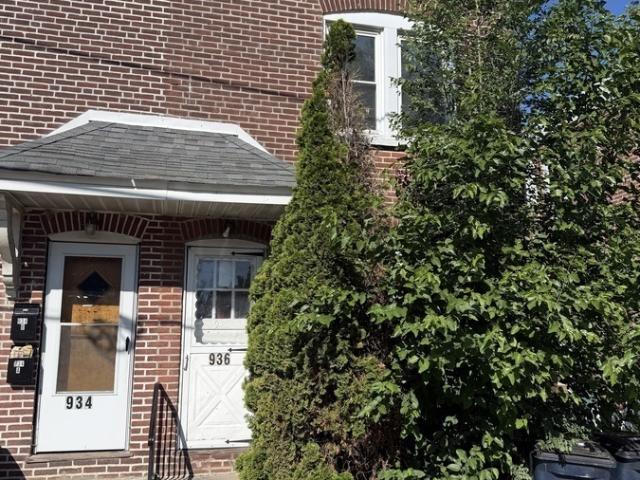 2 BR, 1 BA Apartment 936 Simpson St, Crum Lynne, PA 19022