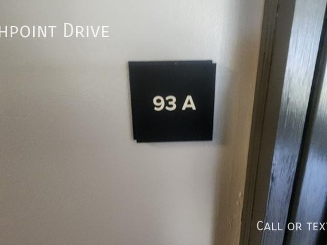2 BR, 1 BA Apartment 93A Southpoint Drive, Amherst, MA 01002