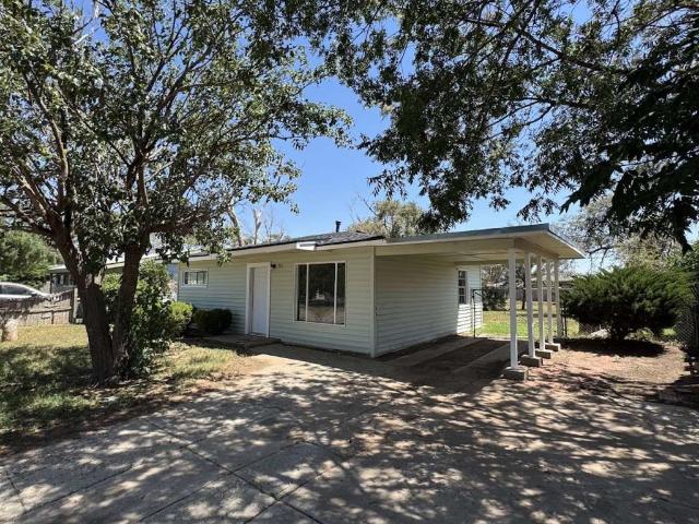 2 BR, 1 BA in Clayton Carter