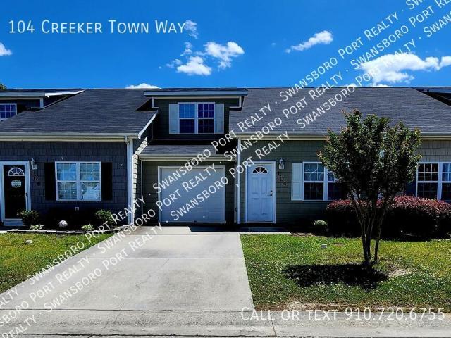 2 BR, 2.5 BA Apartment 104 Creeker Town Way, Hubert, NC 28539