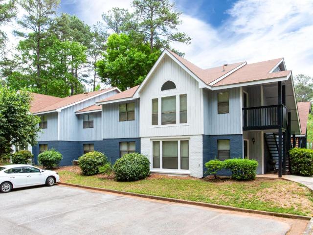 2 BR, 2.5 BA Apartment 100 Salem Glen Way SE Unit 330, Conyers, GA 30013
