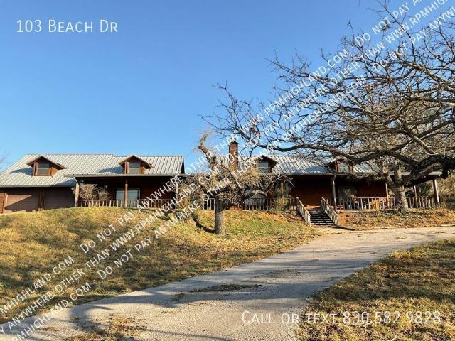 2 BR, 2.5 BA Apartment 103 Beach Dr, Sunrise Beach Village, TX 78643