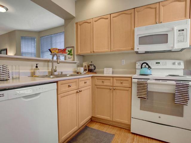 2 BR, 2.5 BA Apartment 11101 123rd Lane Northeast Unit A006, Kirkland, WA 98033