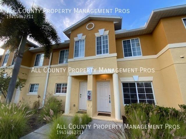 2 BR, 2.5 BA Apartment 12928 Tigers Eye Dr, Venice, FL 34292