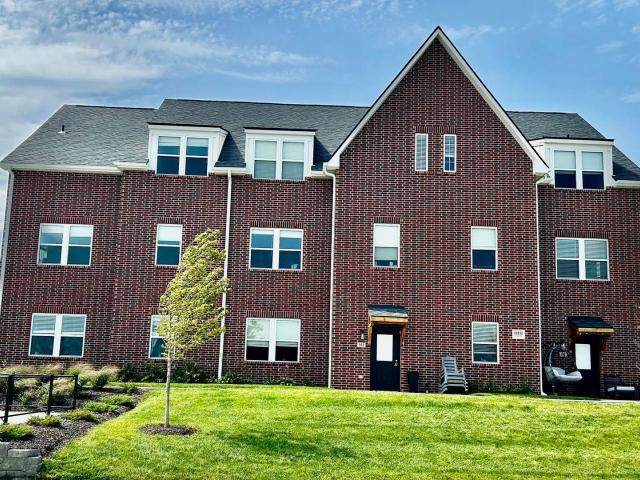 2 BR, 2.5 BA Apartment 13178 Lincoln Rd Unit 101 Unit 10139 S 130th Court Unit 102 B1150 MEWS Single Family Home w/Loft and 2 Car Attached Garage C6, La Vista, NE 68128