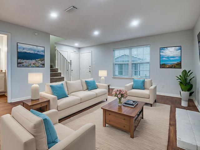 2 BR, 2.5 BA Apartment 13312 Goodland Place, Farmers Branch, TX 75234