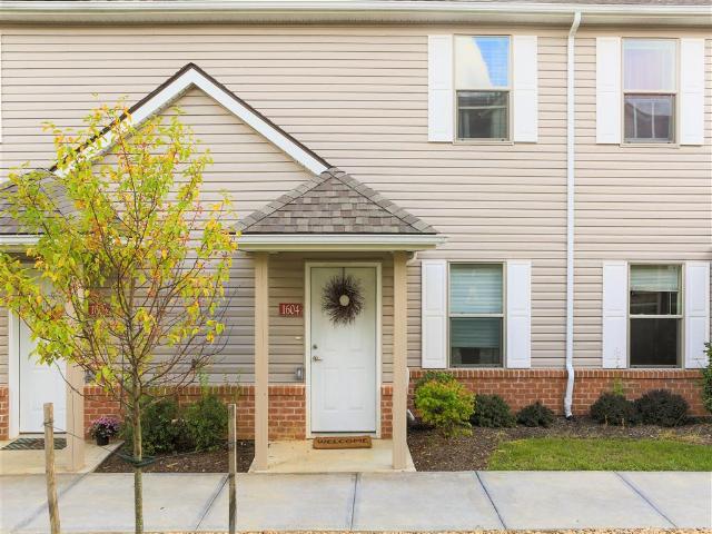 2 BR, 2.5 BA Apartment 13 Meadow Brook Ln Unit 131304, Butler, PA 16001